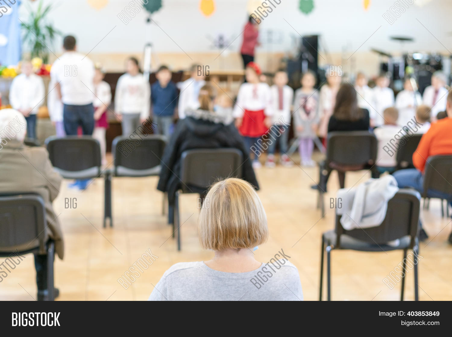 Parents Performance Image & Photo (Free Trial) | Bigstock