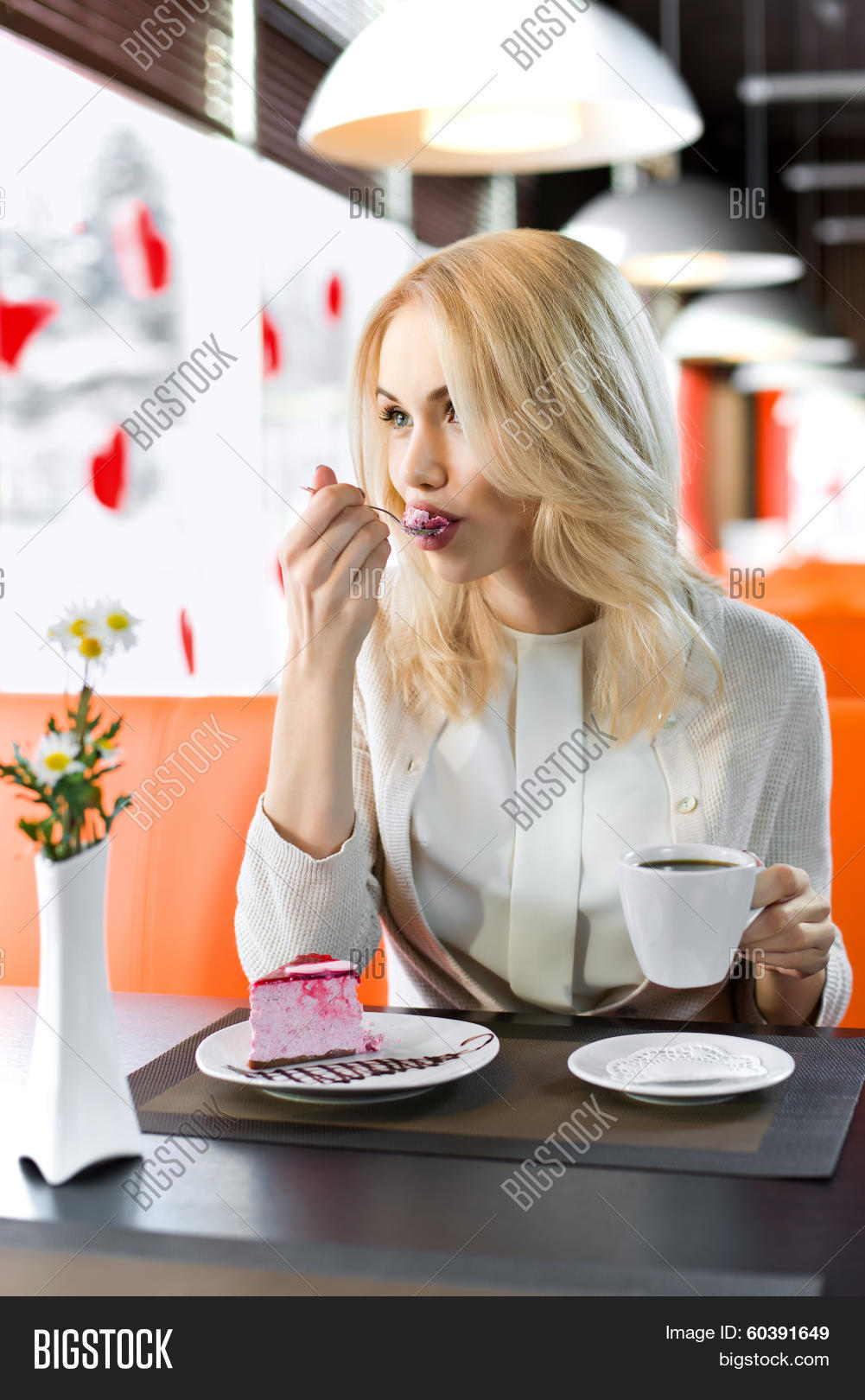 Young Woman Cafe Image & Photo (Free Trial) | Bigstock