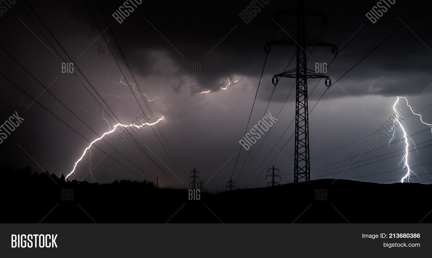 Lightning Strikes High Image & Photo (Free Trial) | Bigstock