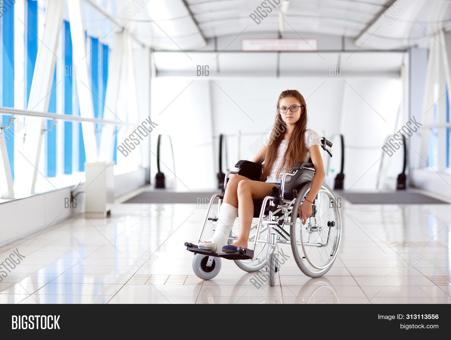 Young Girl Wheelchair Image & Photo (Free Trial) | Bigstock