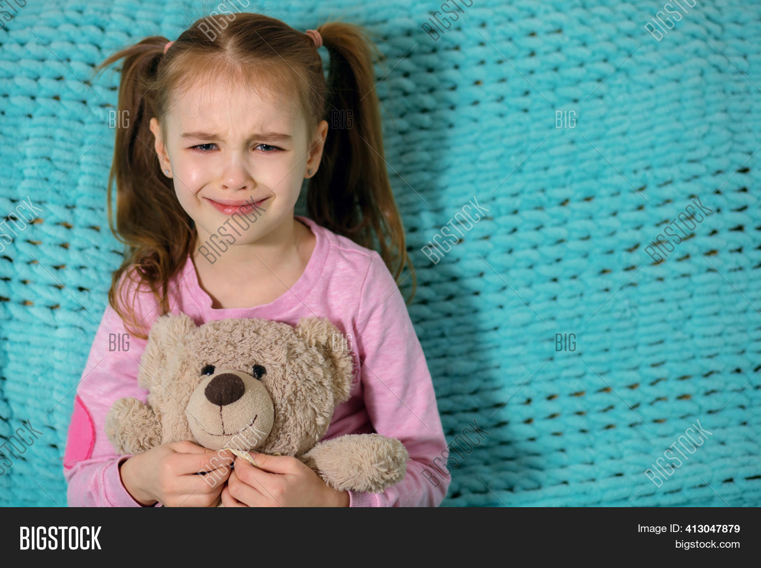 Sad Baby Crying Image & Photo (Free Trial) | Bigstock