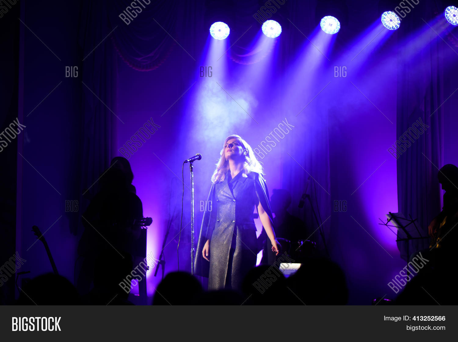 Singer Her Band Image & Photo (Free Trial) | Bigstock