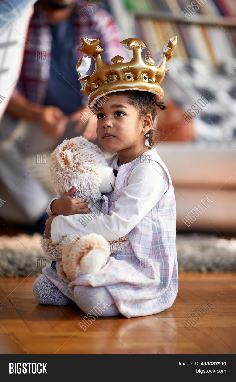 Cute Little Girl Crown Image & Photo (Free Trial) | Bigstock