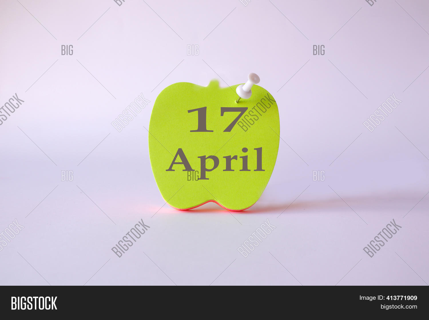 Calendar April 17 : Image & Photo (Free Trial) | Bigstock