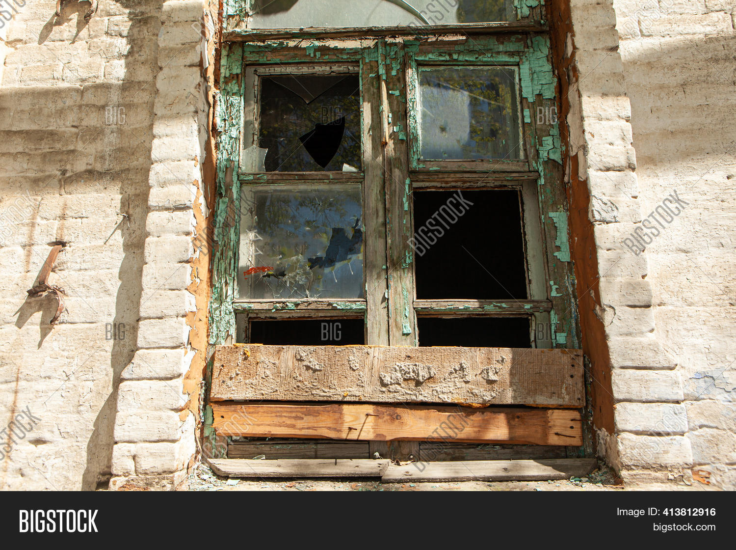 Damaged Window Broken Image & Photo (Free Trial) | Bigstock