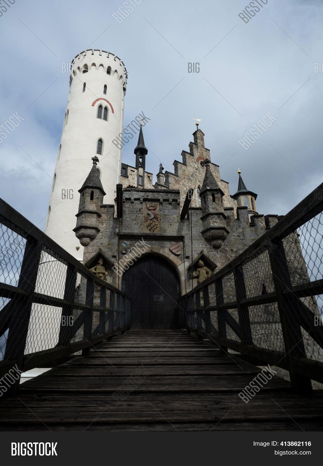 Wooden Draw Bridge Image & Photo (Free Trial) | Bigstock