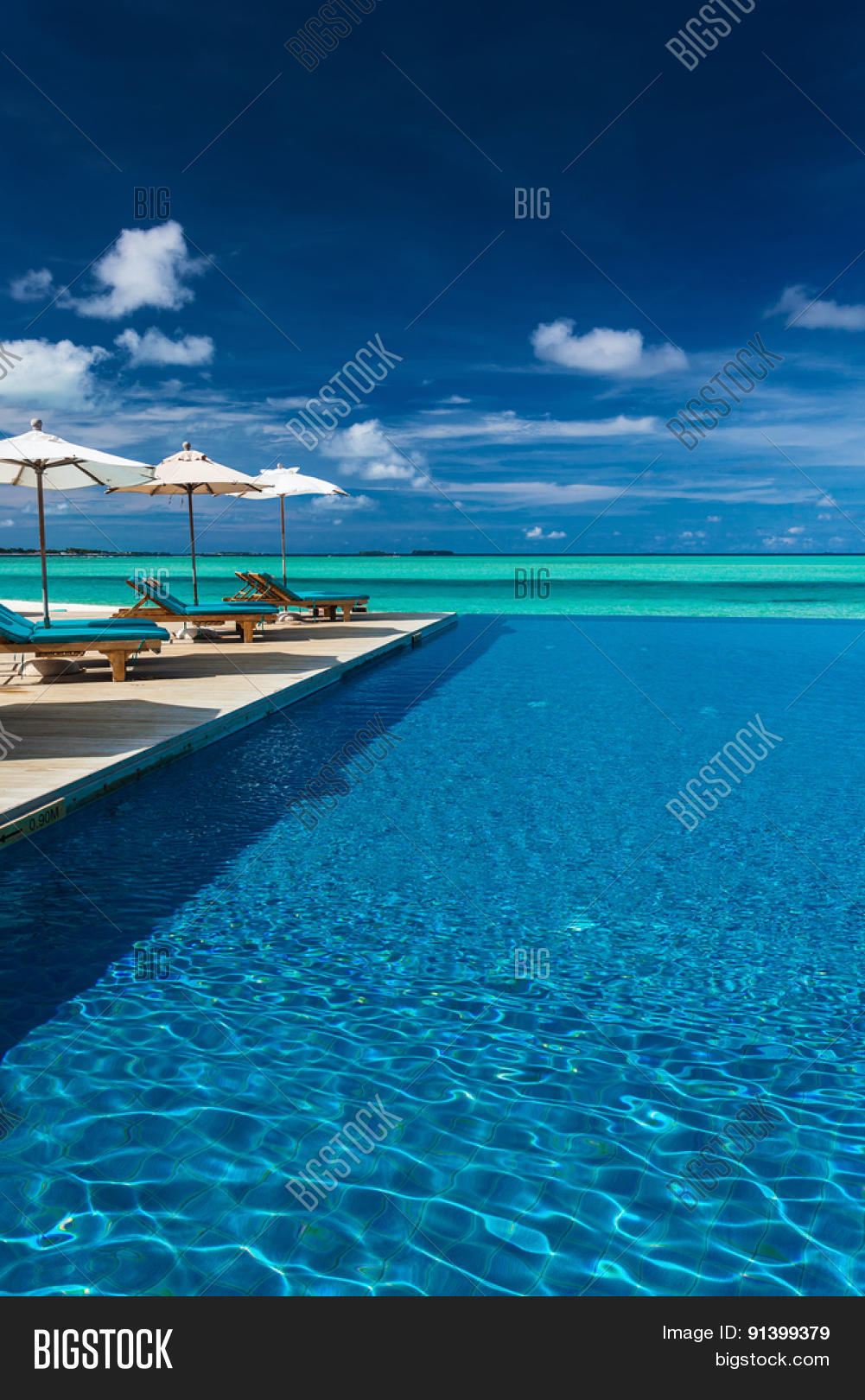 Infinity Swimming Pool Image & Photo (Free Trial) | Bigstock