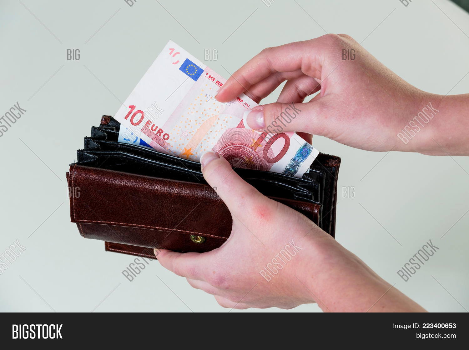Wallet Euro Bank Note Image & Photo (Free Trial) | Bigstock