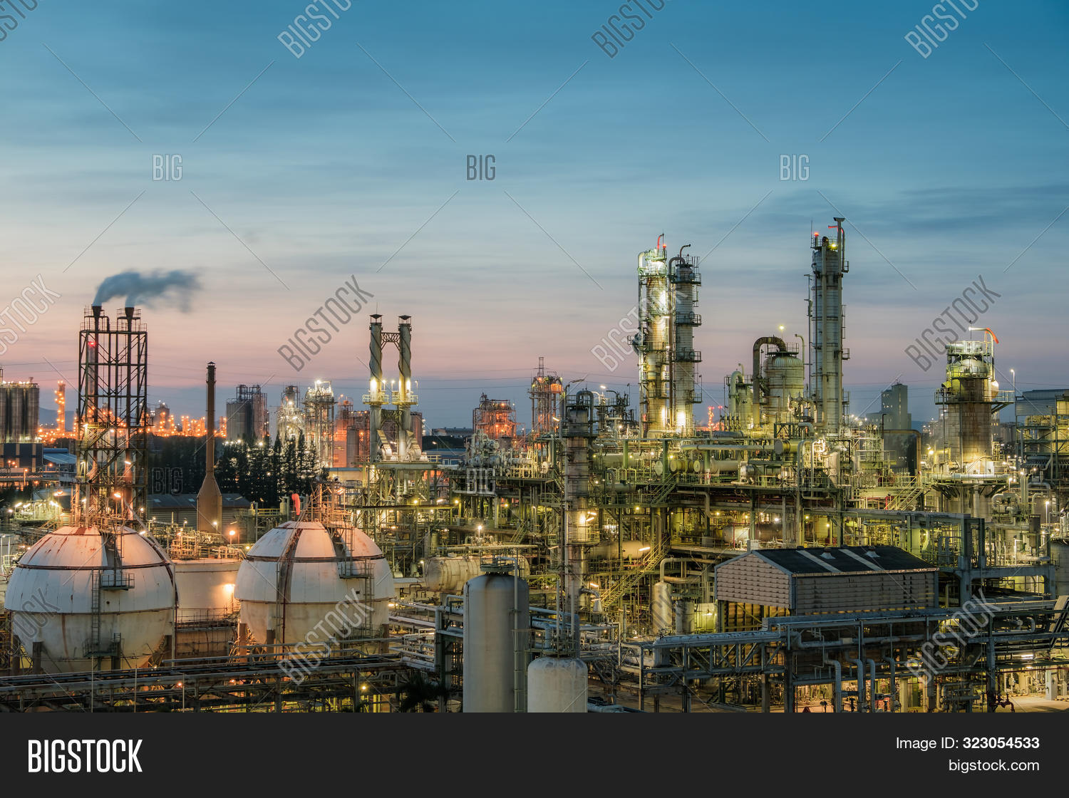 Oil Gas Refinery Plant Image & Photo (Free Trial) | Bigstock