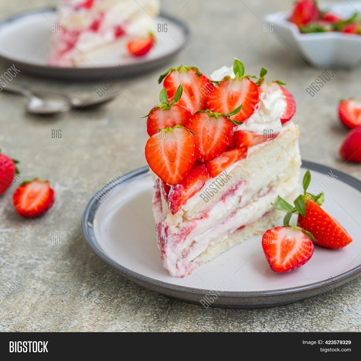 Dessert, Sliced Sponge Image & Photo (Free Trial) | Bigstock
