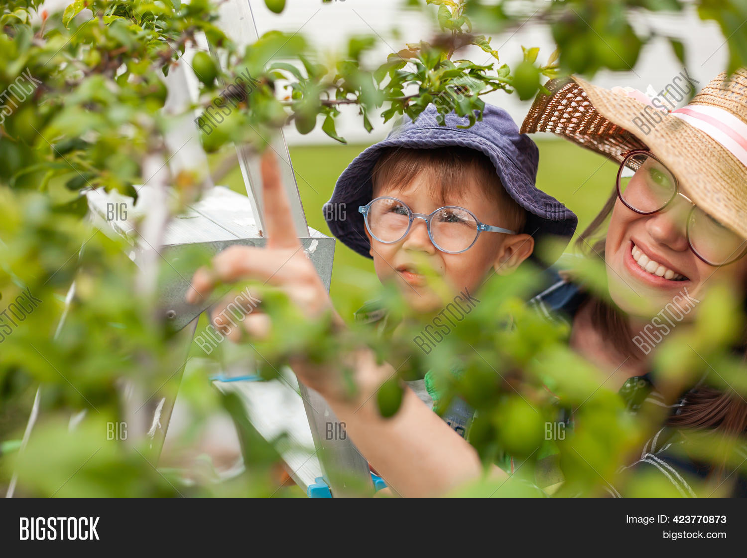 Mother Child Near Tree Image & Photo (Free Trial) | Bigstock