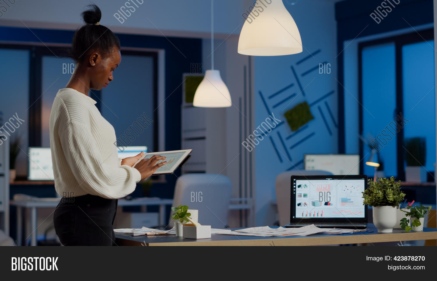 Black Woman Employee Image & Photo (Free Trial) | Bigstock