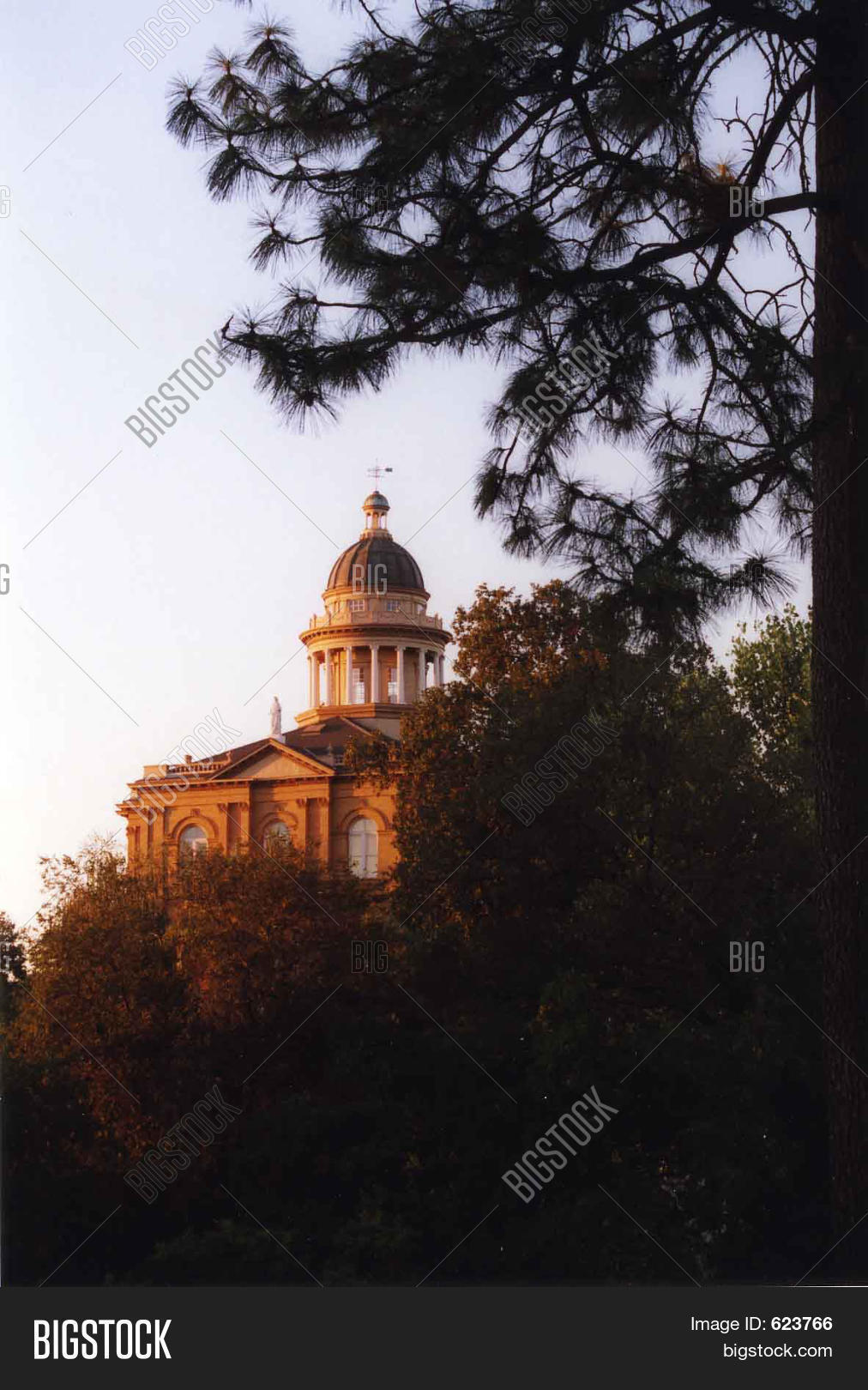 Auburn Courthouse Image & Photo (Free Trial) | Bigstock