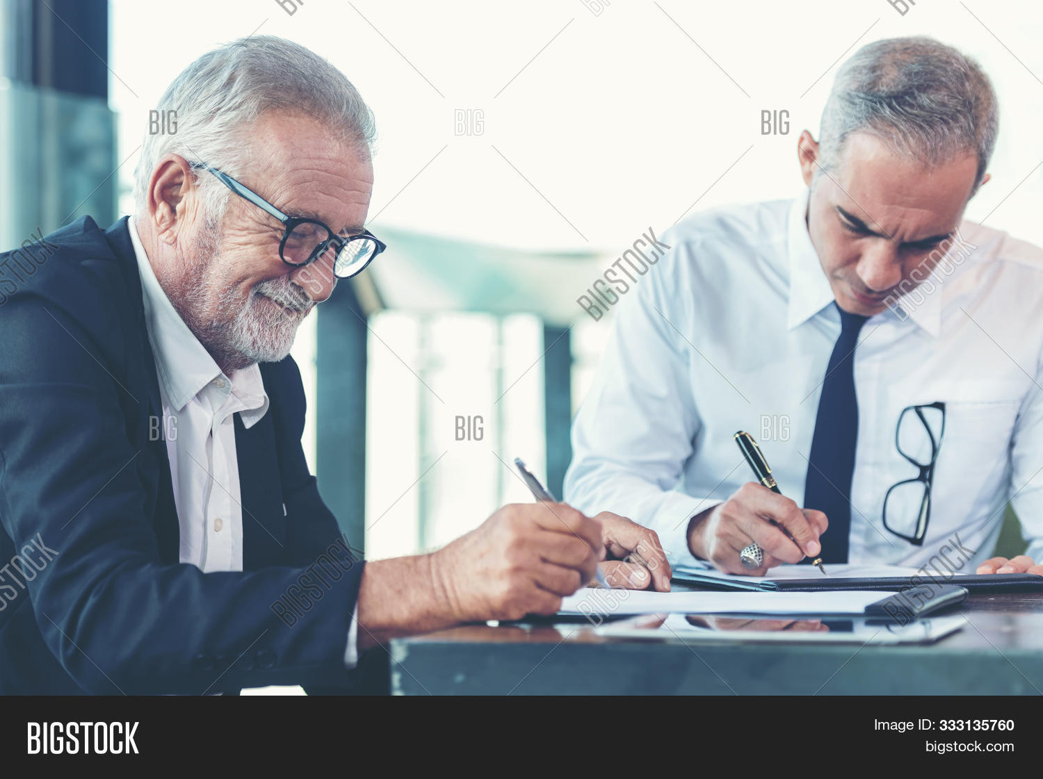 Imagen y foto Business Partner (prueba gratis) | Bigstock