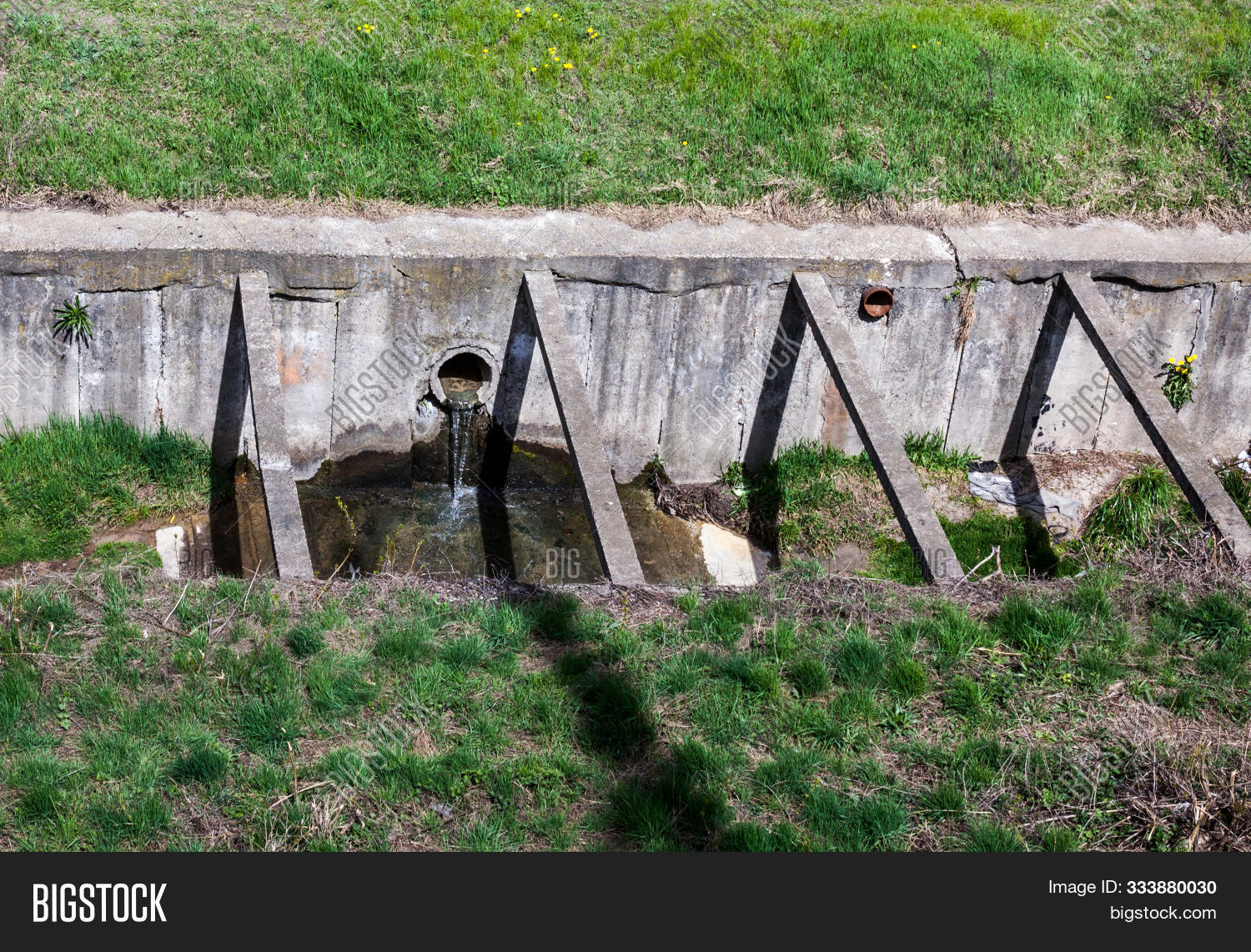 Round Concrete Run-off Image & Photo (Free Trial) | Bigstock