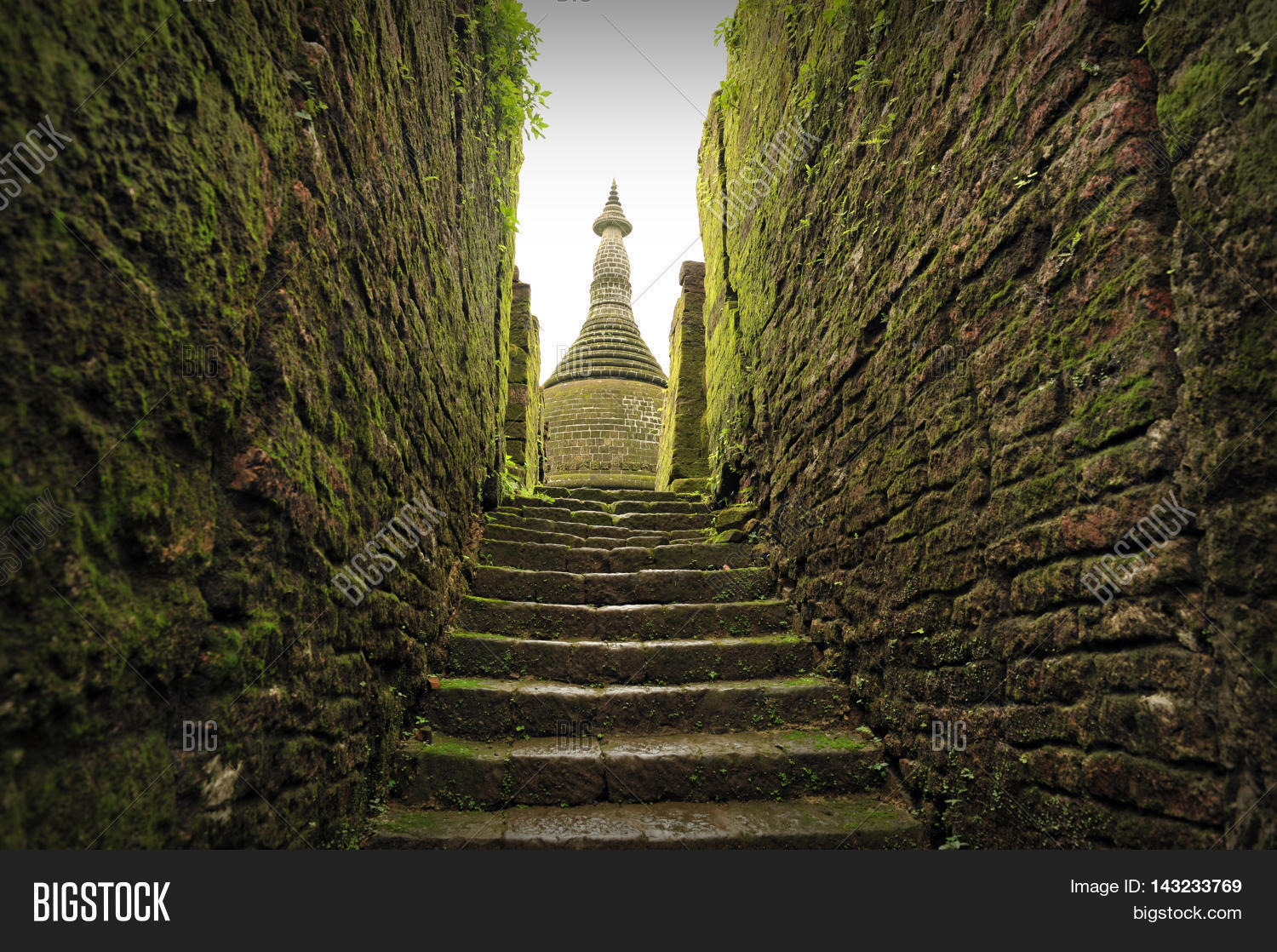 Stairway Buddhist Image & Photo (Free Trial) | Bigstock
