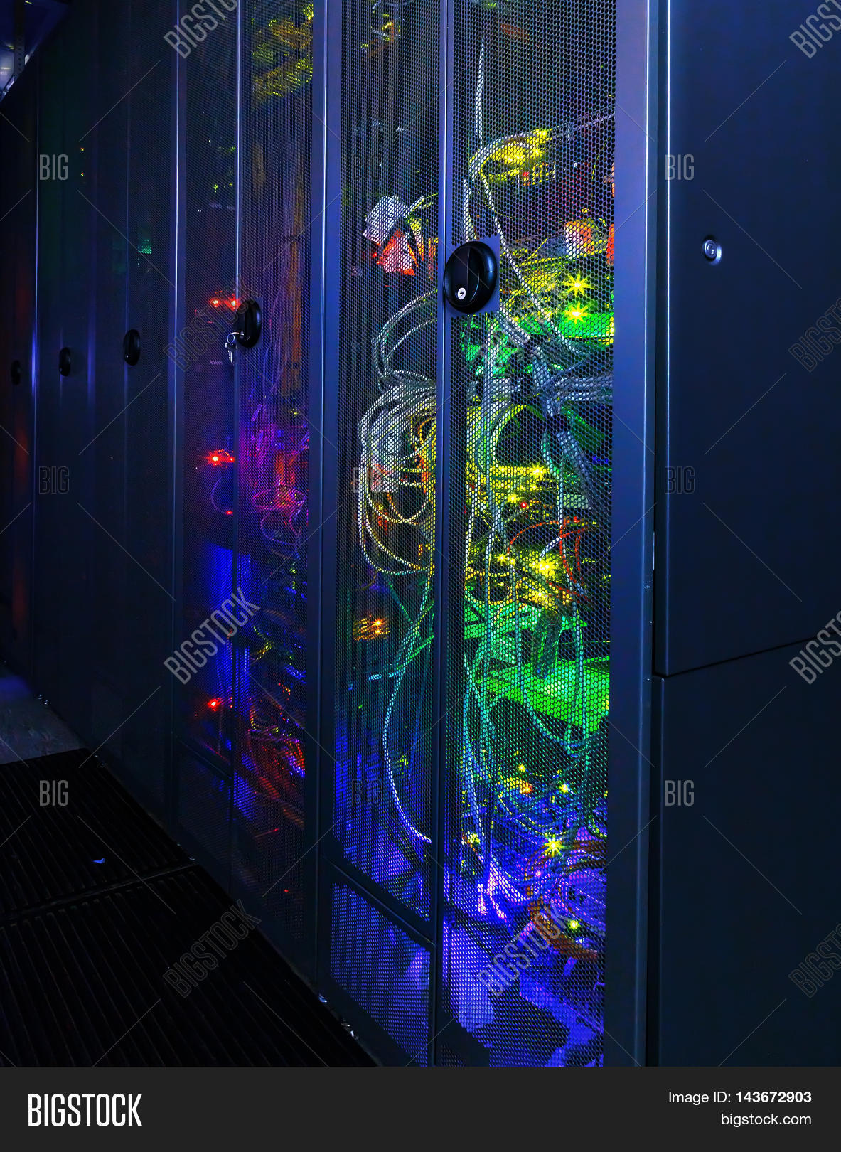 Server Rack Cluster Image & Photo (Free Trial) | Bigstock