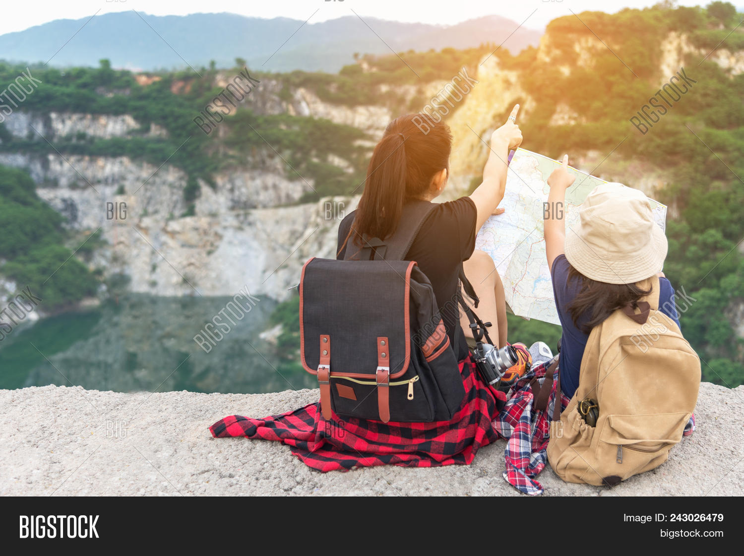 Mom Kid Holding Maps Image & Photo (Free Trial) | Bigstock