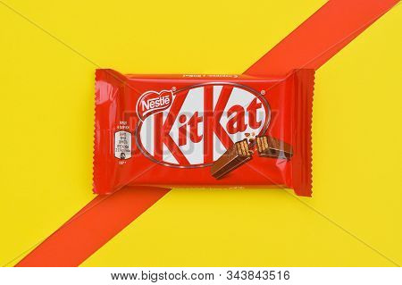 Kit Kat Chocolate Bars Image & Photo (Free Trial) | Bigstock
