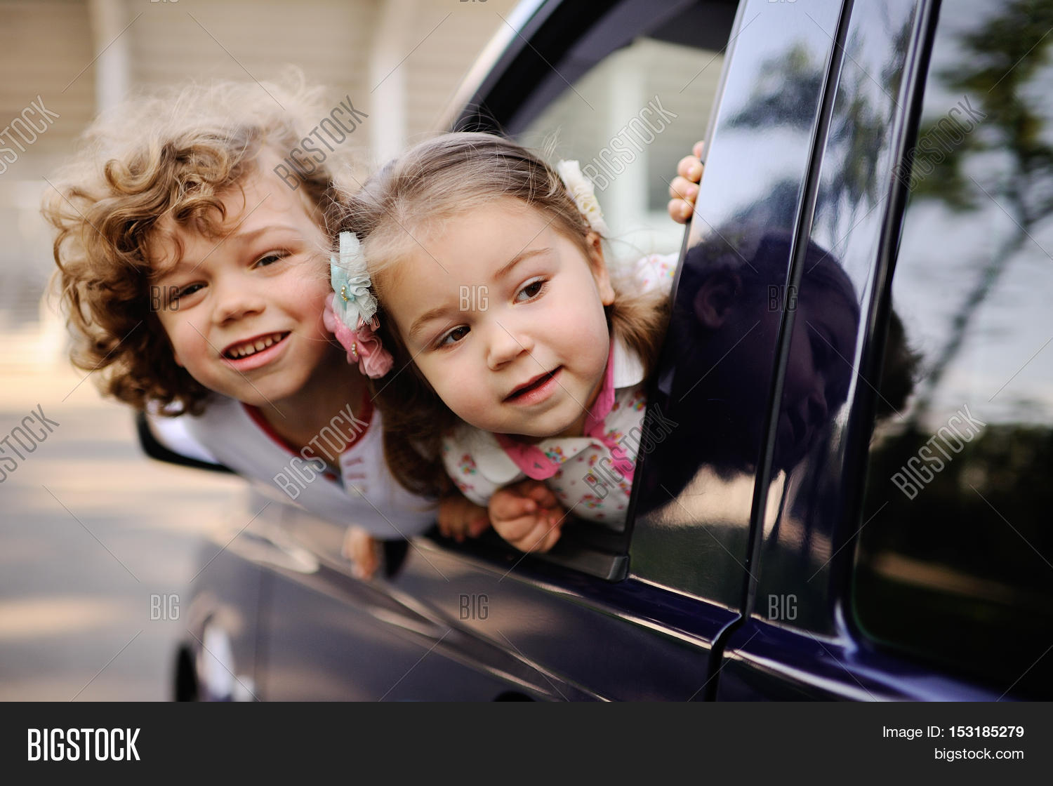 Children Look Out Car Image & Photo (Free Trial) | Bigstock