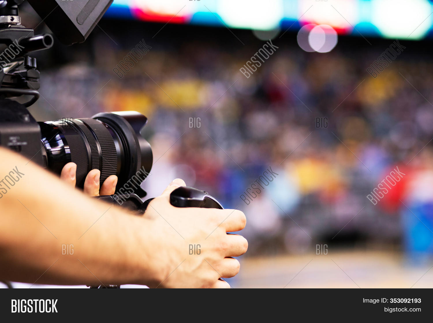 Professional Cameraman Image & Photo (Free Trial) | Bigstock