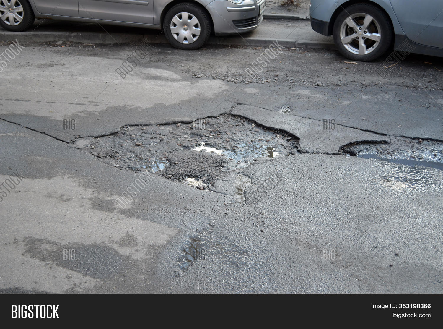 Poor Condition Road Image & Photo (Free Trial) | Bigstock