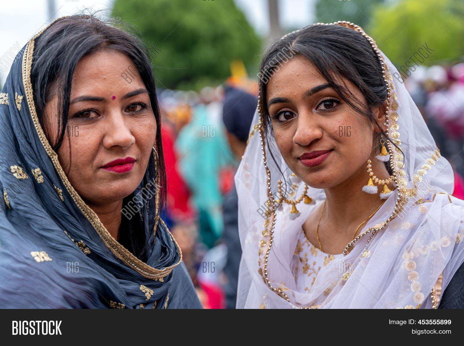 Young Women Sikh Image & Photo (Free Trial) | Bigstock