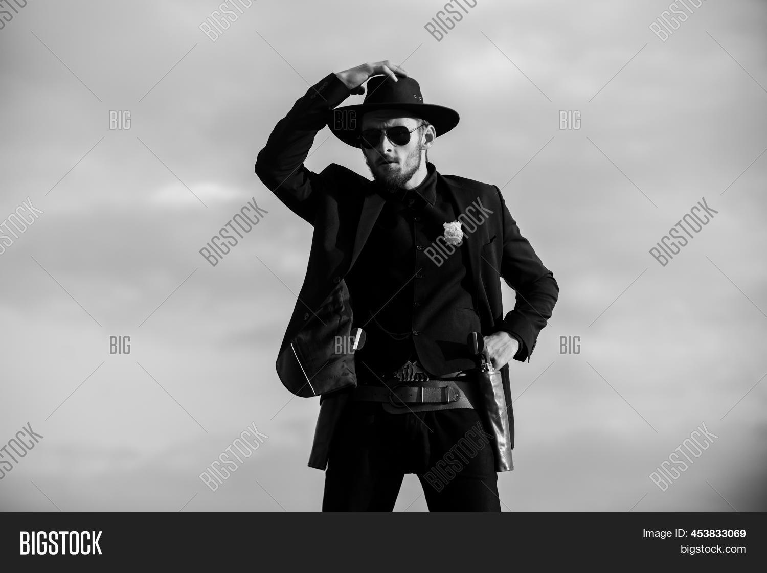 Cowboy Shooter Cowboy Image & Photo (Free Trial) | Bigstock