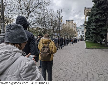 Huge Queue People Image & Photo (Free Trial) | Bigstock