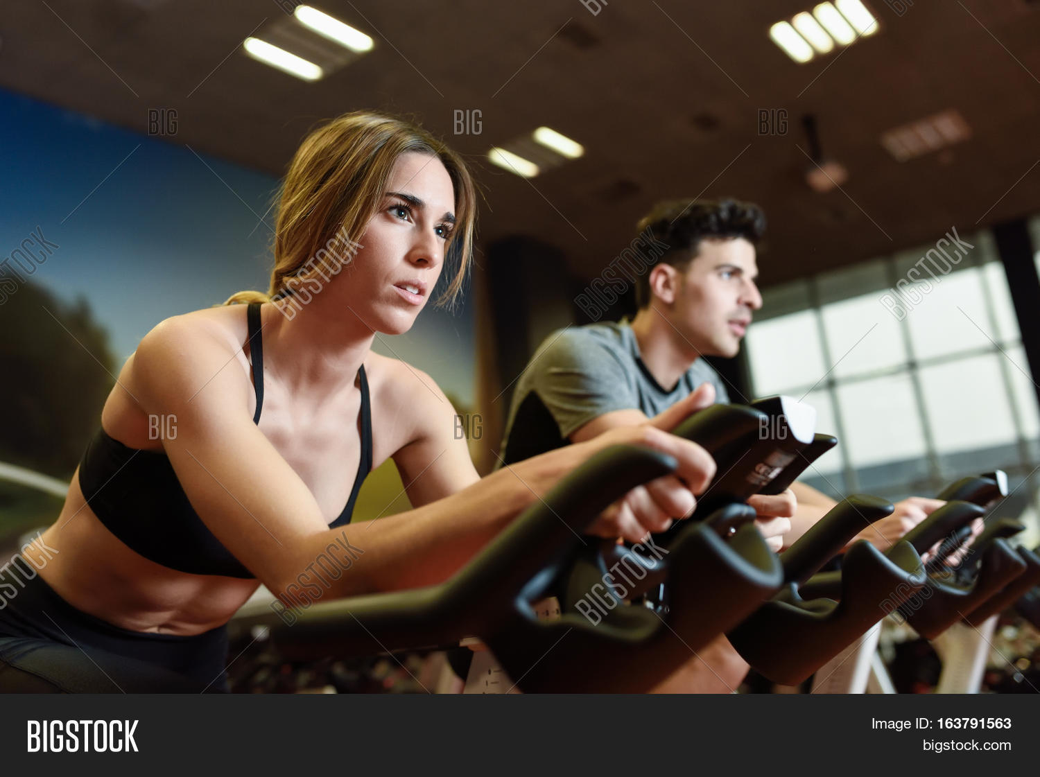 Couple Spinning Class Image & Photo (Free Trial) | Bigstock