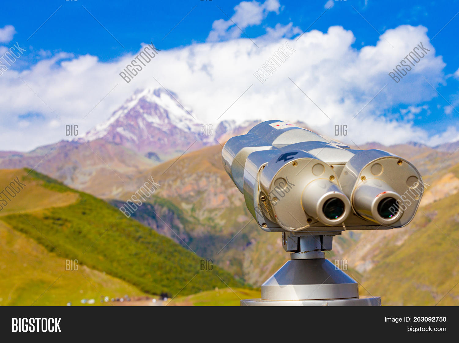Binoscope Directed Image & Photo (Free Trial) | Bigstock