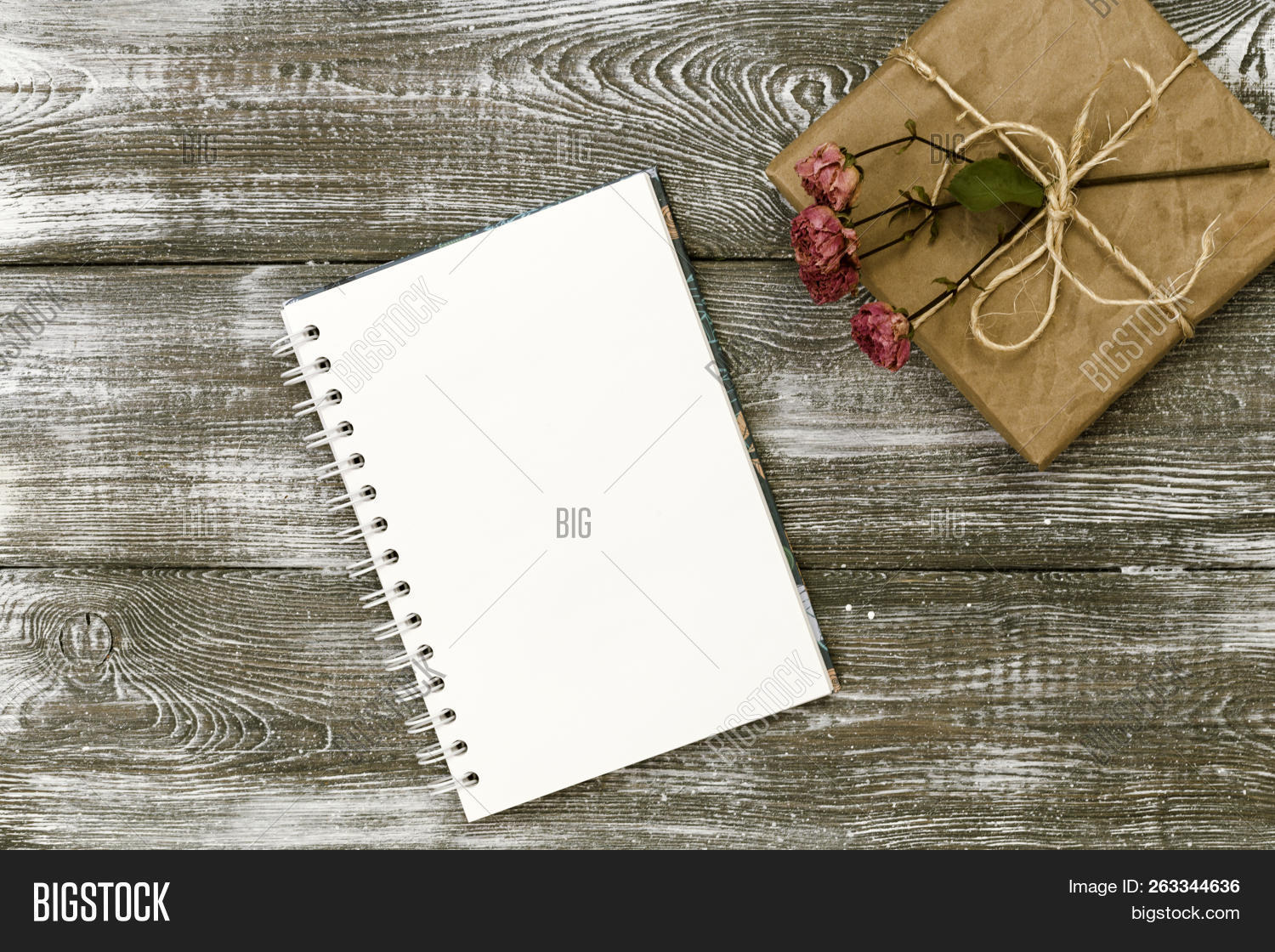 Top View Gift Wrapped Image & Photo (Free Trial) | Bigstock
