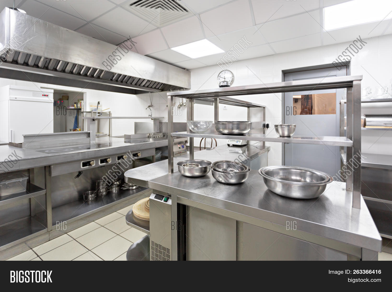 Modern Kitchen Image & Photo (Free Trial) | Bigstock