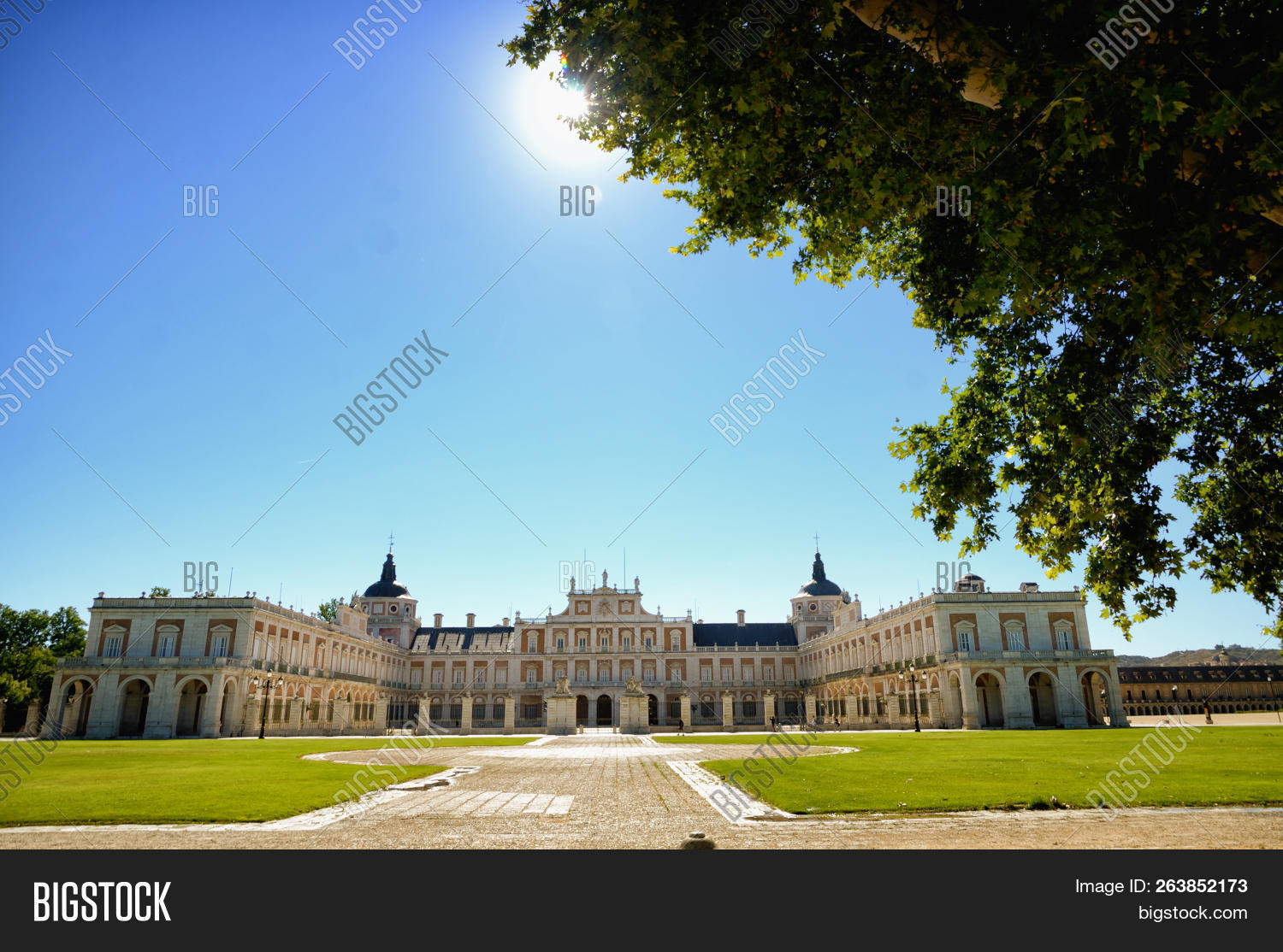 Aranjuez Spanish Image & Photo (Free Trial) | Bigstock