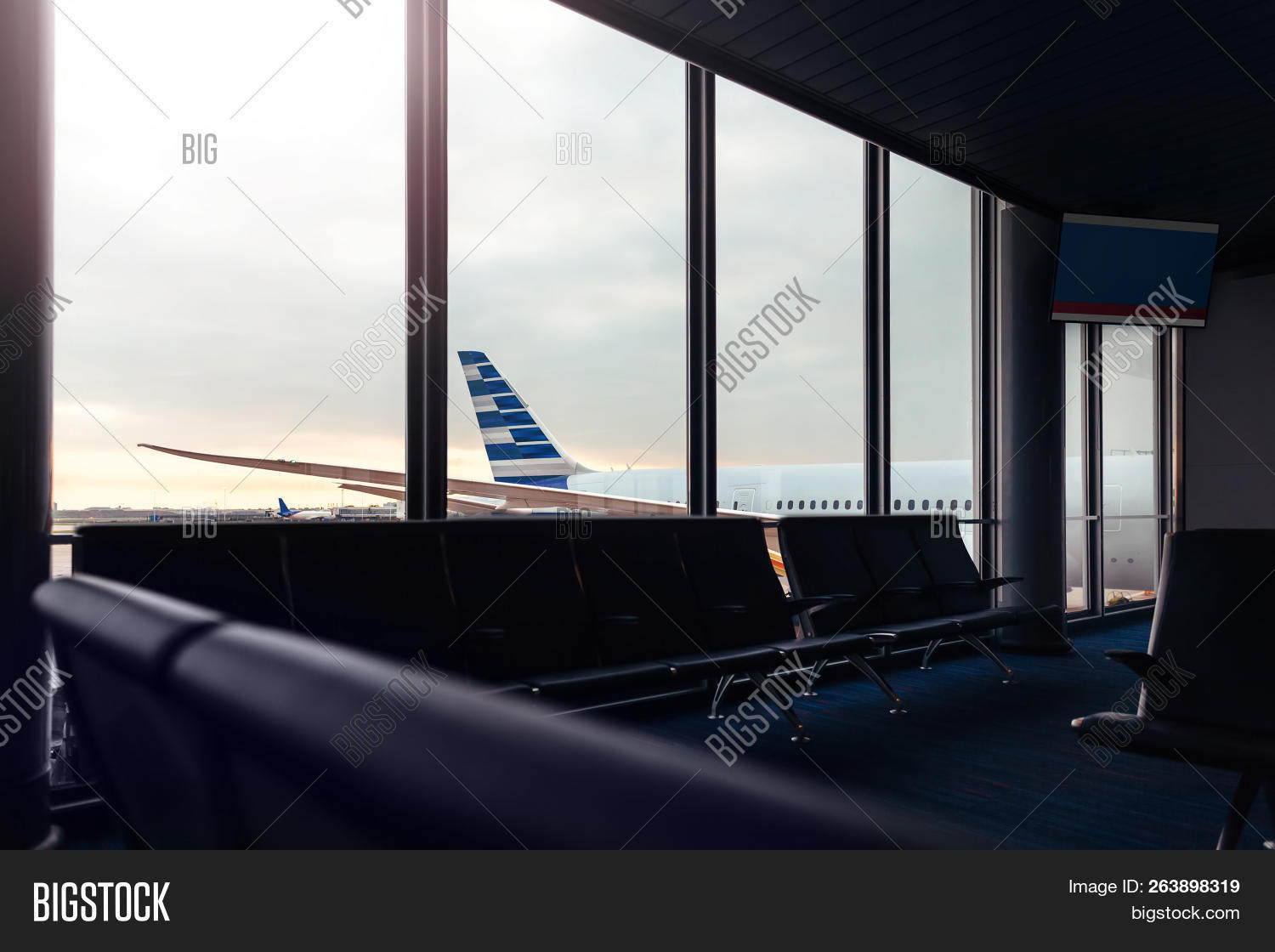 Airport Lounge Image & Photo (Free Trial) | Bigstock
