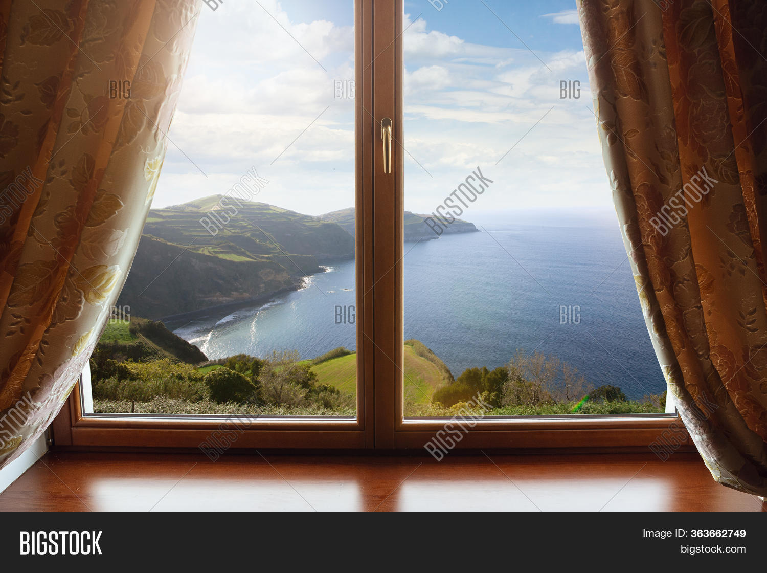 Closed Window Image & Photo (Free Trial) | Bigstock