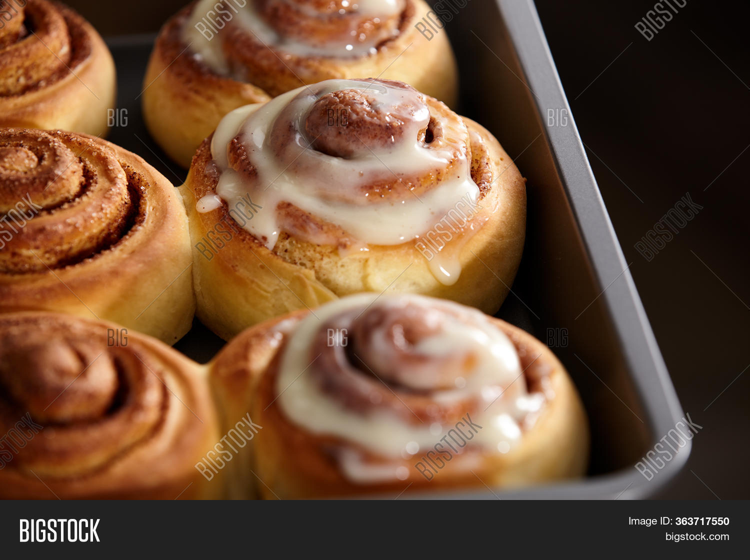 Fresh Bakery. Cinnamon Image & Photo (Free Trial) | Bigstock
