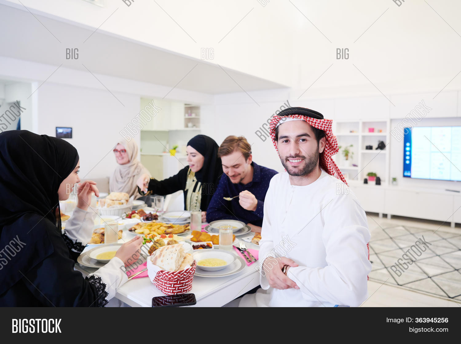 Young Arabian Man Image & Photo (Free Trial) | Bigstock