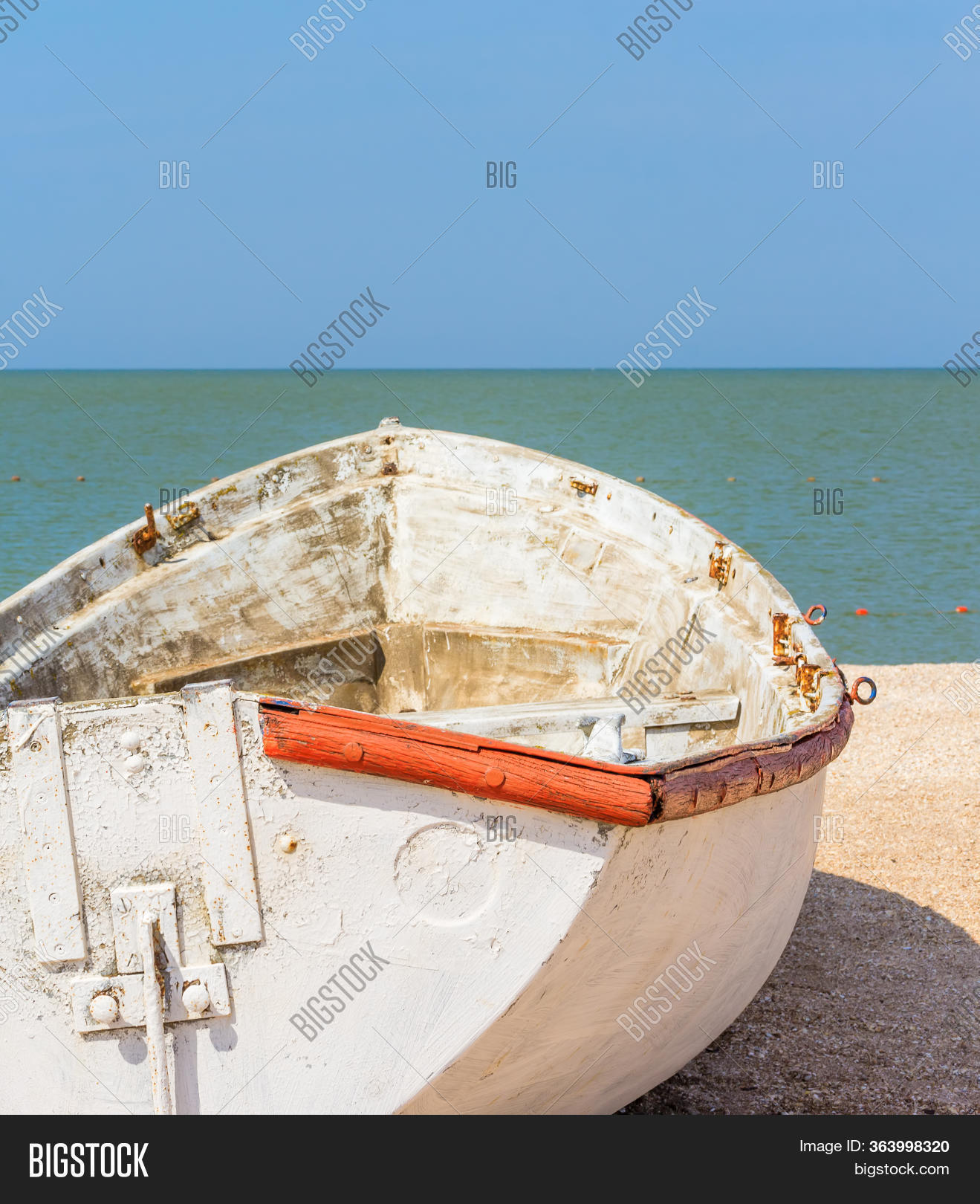 Old White Rowing Boat Image & Photo (Free Trial) | Bigstock