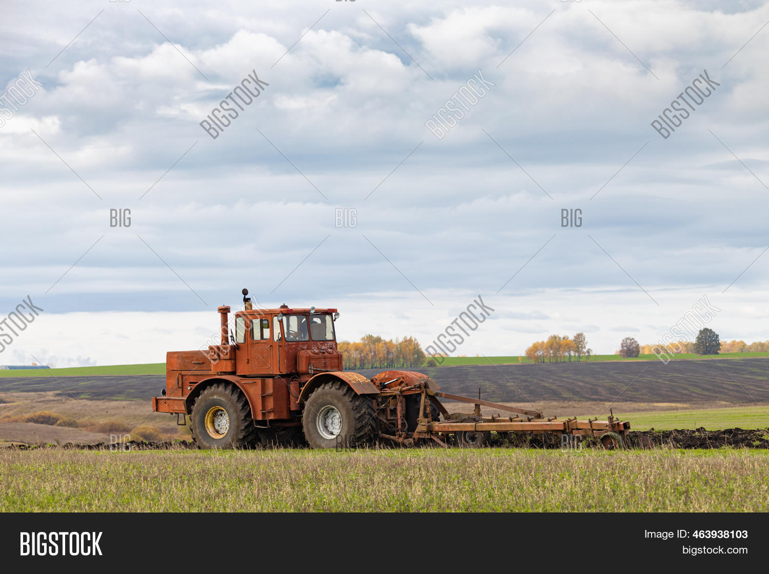 Big Old Model Tractor Image & Photo (Free Trial) | Bigstock