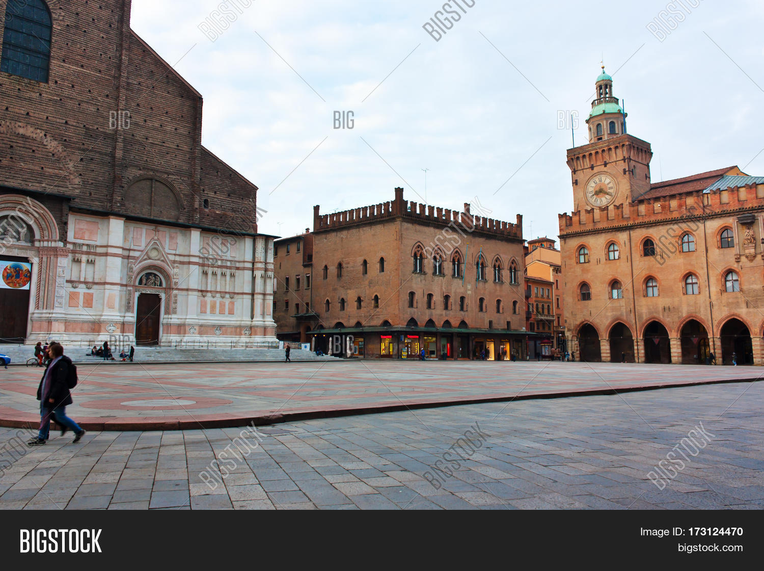 Piazza Bologna Rome Captures