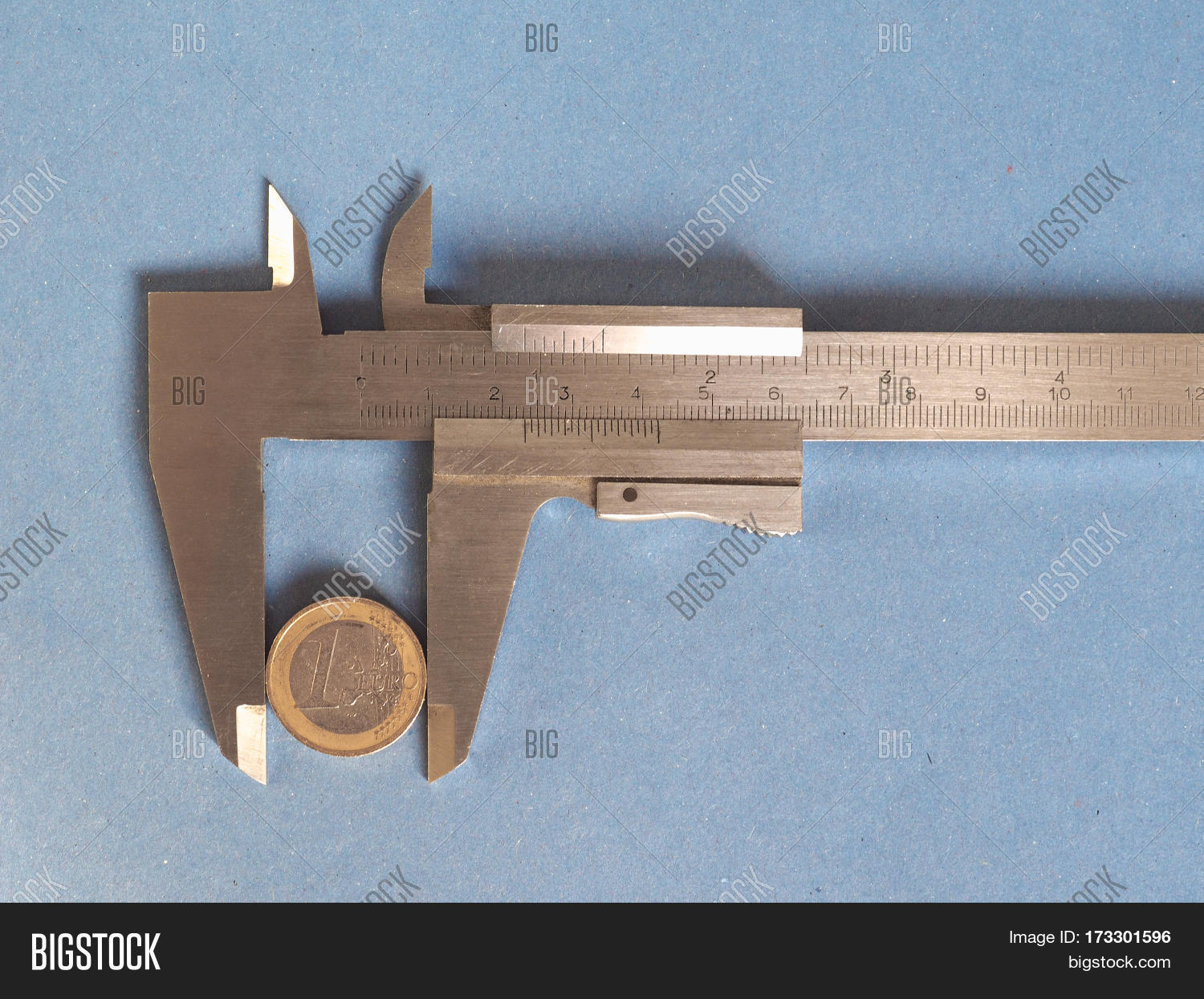 Caliper Measuring Tool Image & Photo (Free Trial) | Bigstock