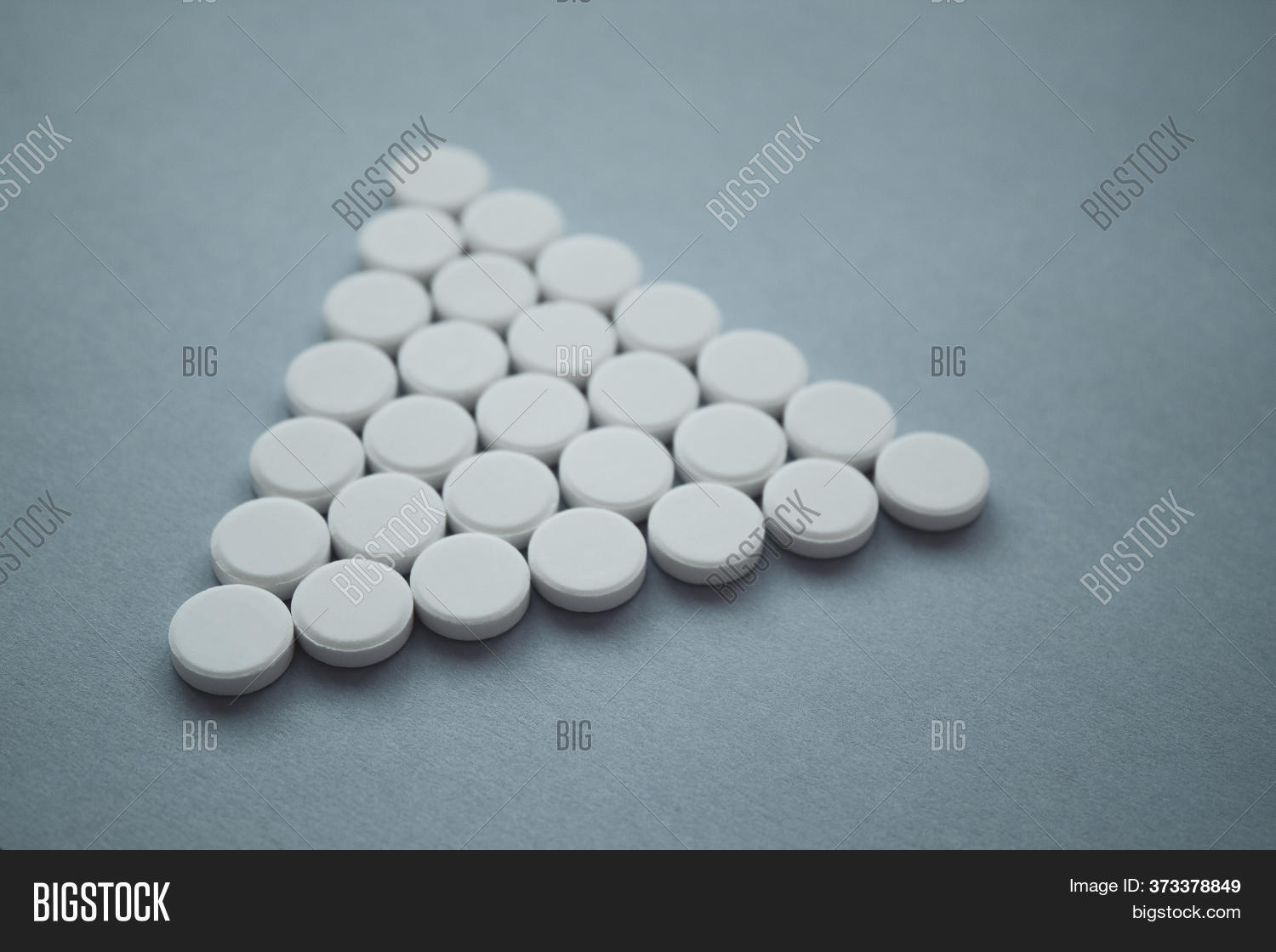 Round Medicinal Pills Image & Photo (Free Trial) | Bigstock