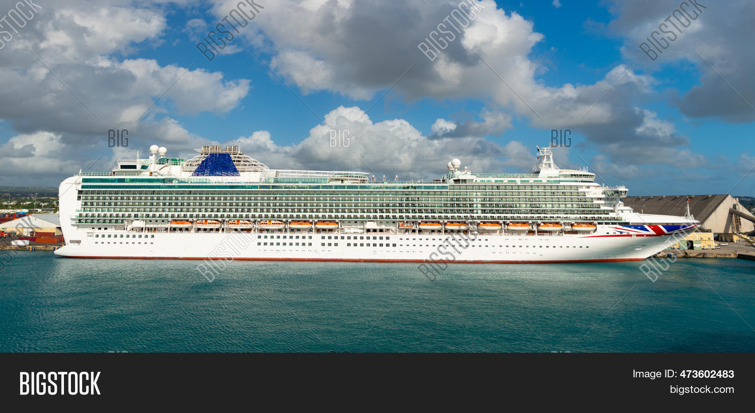 Panoramic Photo Cruise Image & Photo (Free Trial) | Bigstock