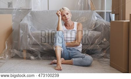 Sad Relocation. Moving Image & Photo (Free Trial) | Bigstock