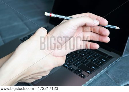 Man Touching Wrist Image & Photo (Free Trial) | Bigstock