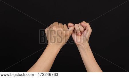 Hands Do Pinky Promise Image & Photo (Free Trial) | Bigstock
