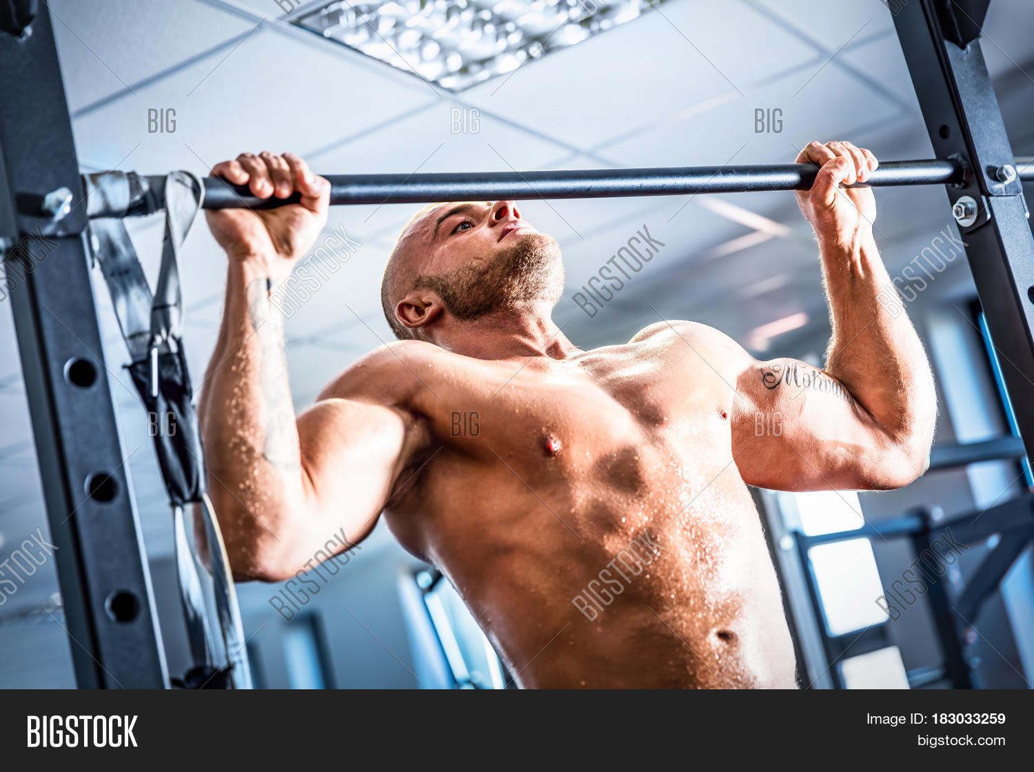 Muscular Strong Man Image & Photo (Free Trial) | Bigstock