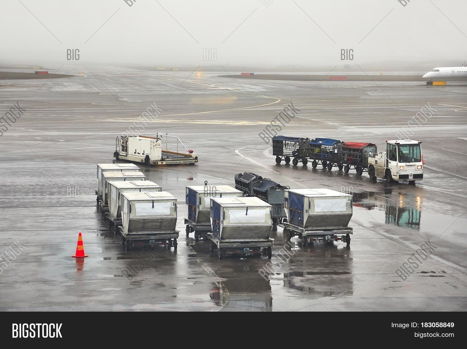 Air Cargo Unit Load Image & Photo (Free Trial) | Bigstock