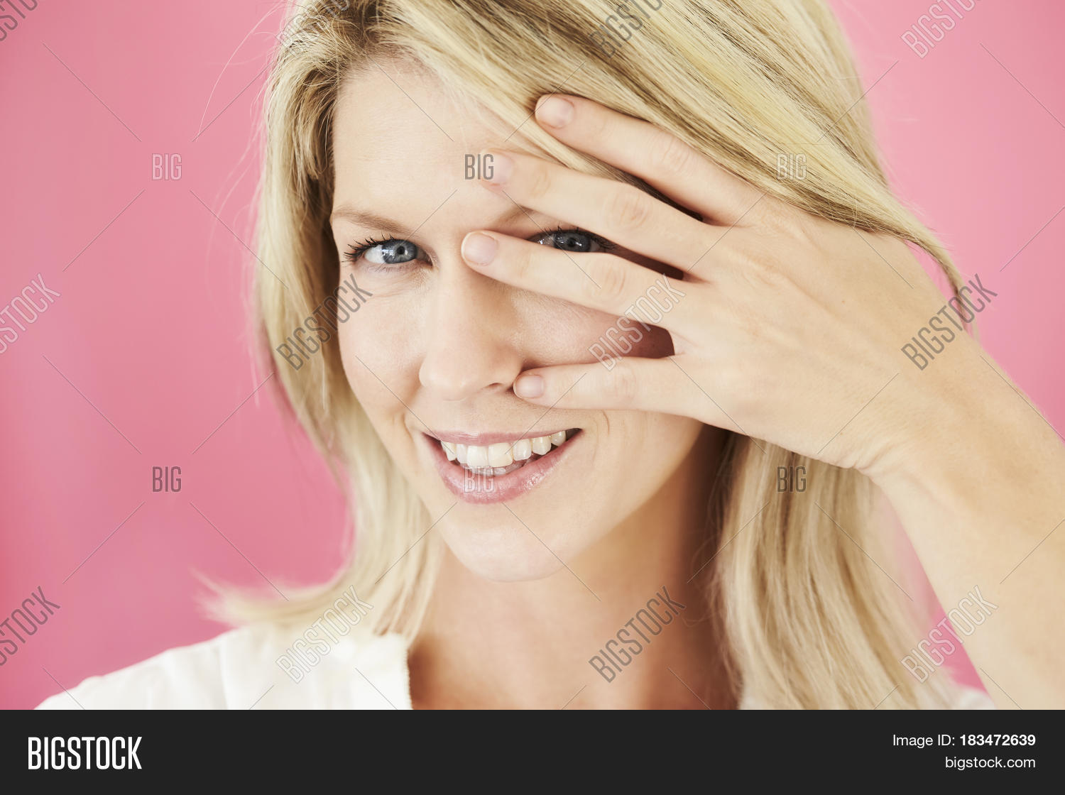 Beautiful Woman Hand Image & Photo (Free Trial) | Bigstock